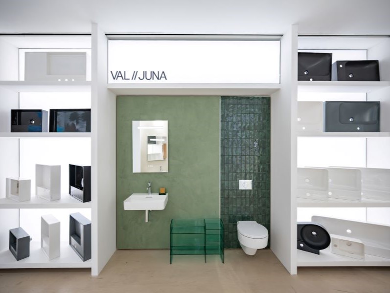 Neu gestalteter Showroom für das komplette Bad: LAUFEN space Wien ...